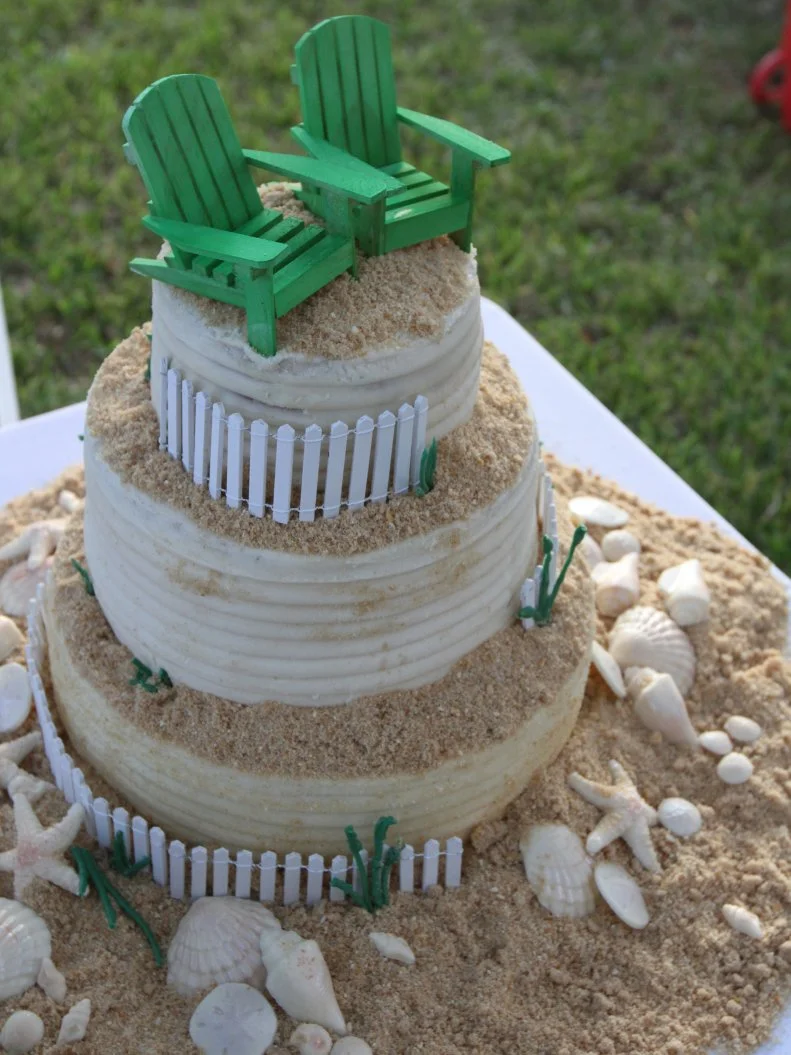 57 Wedding Cake Topper Ideas | HGTV