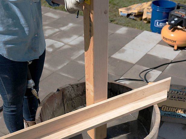 How to Make Planter Posts for String Lights | HGTV