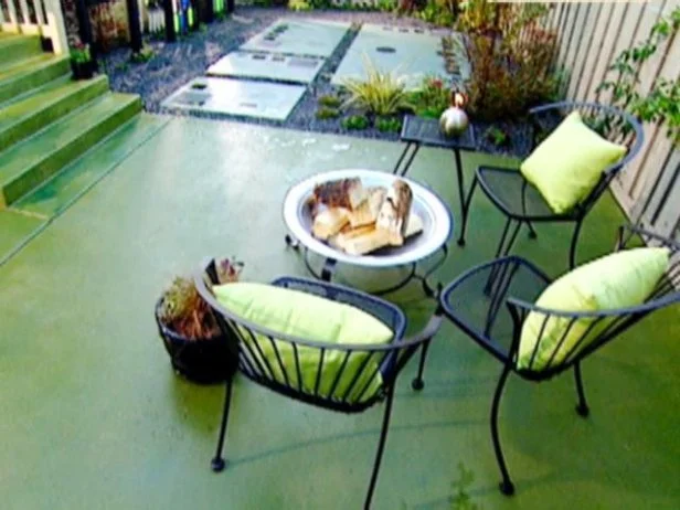 Small Yards, Big Designs | HGTV